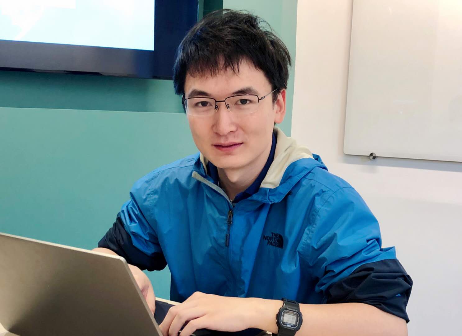 Professor Luchang Jin receives prestigious DOE Early Career Award ...